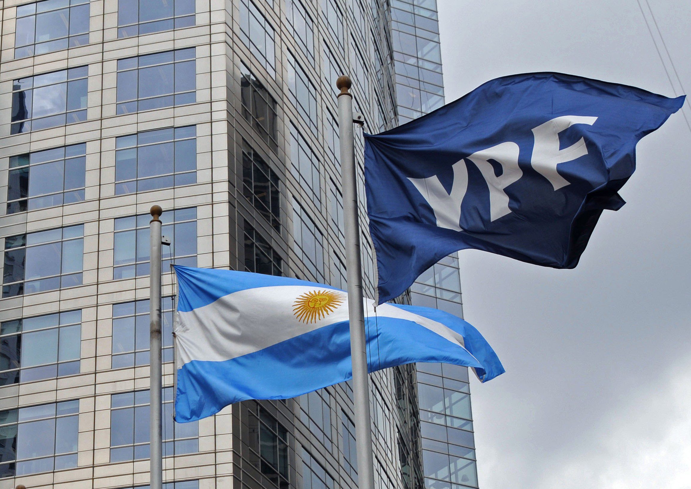YPF: EBITDA grows 15% in 2024 to USD 4.654 billion - Argentina Shale